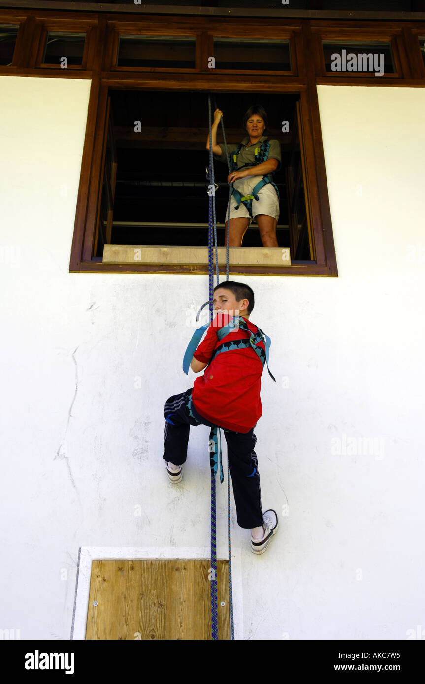 abseiling absailing climbing climb mountain training skill lesson ...