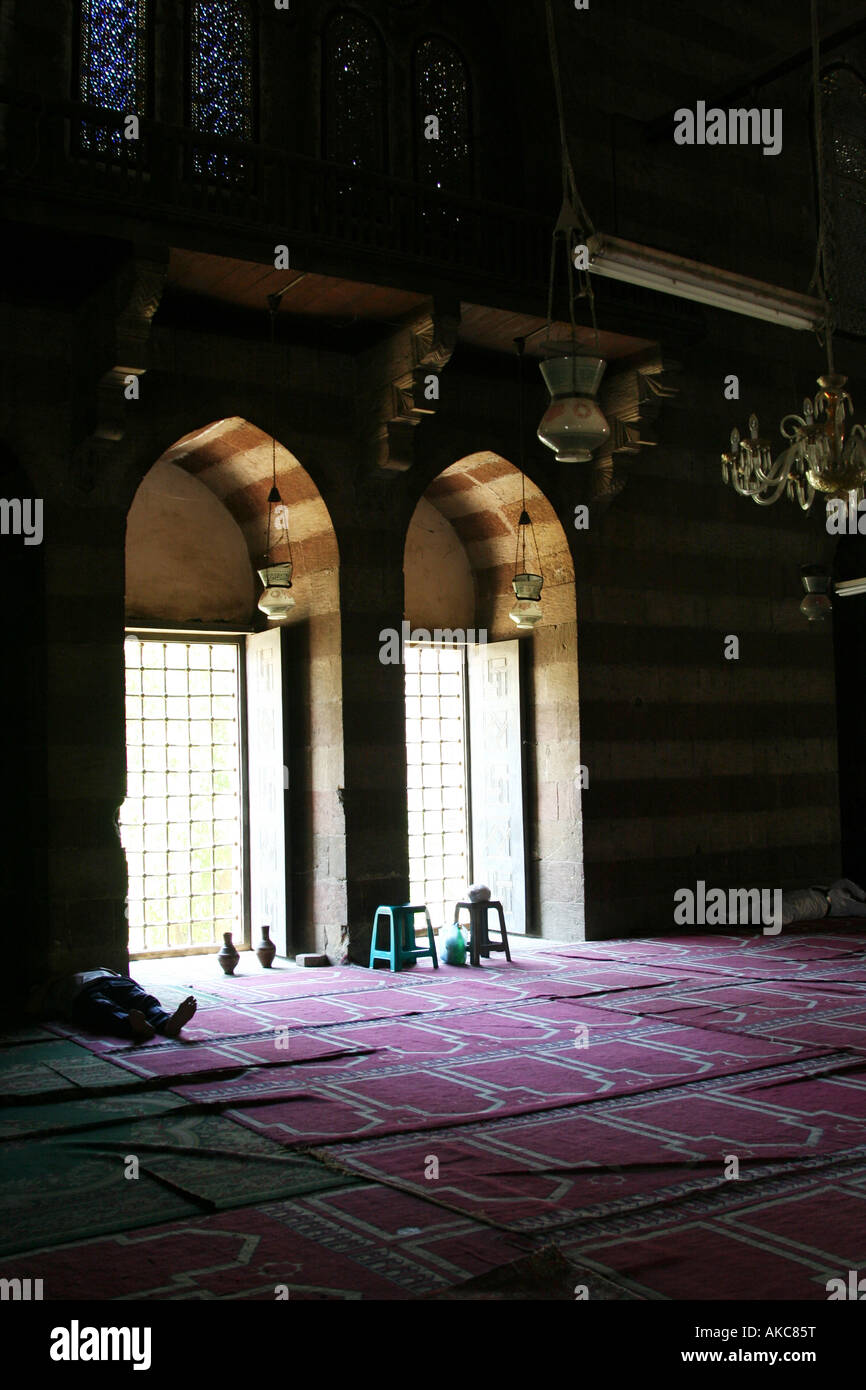 Roof mosque in cairo hi-res stock photography and images - Alamy