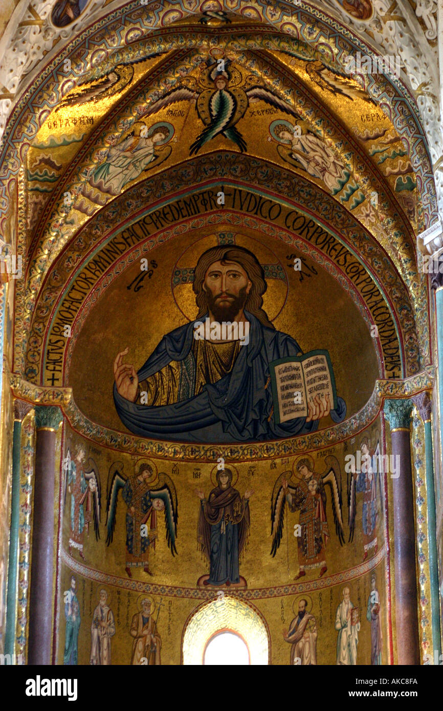 Italy Sicily cefalu cathedral interior Stock Photo - Alamy