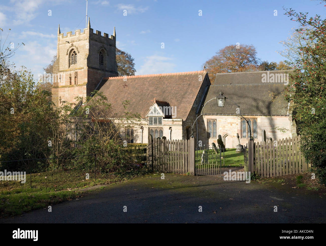 churchyard beoley church warwickshire midlands Stock Photo - Alamy