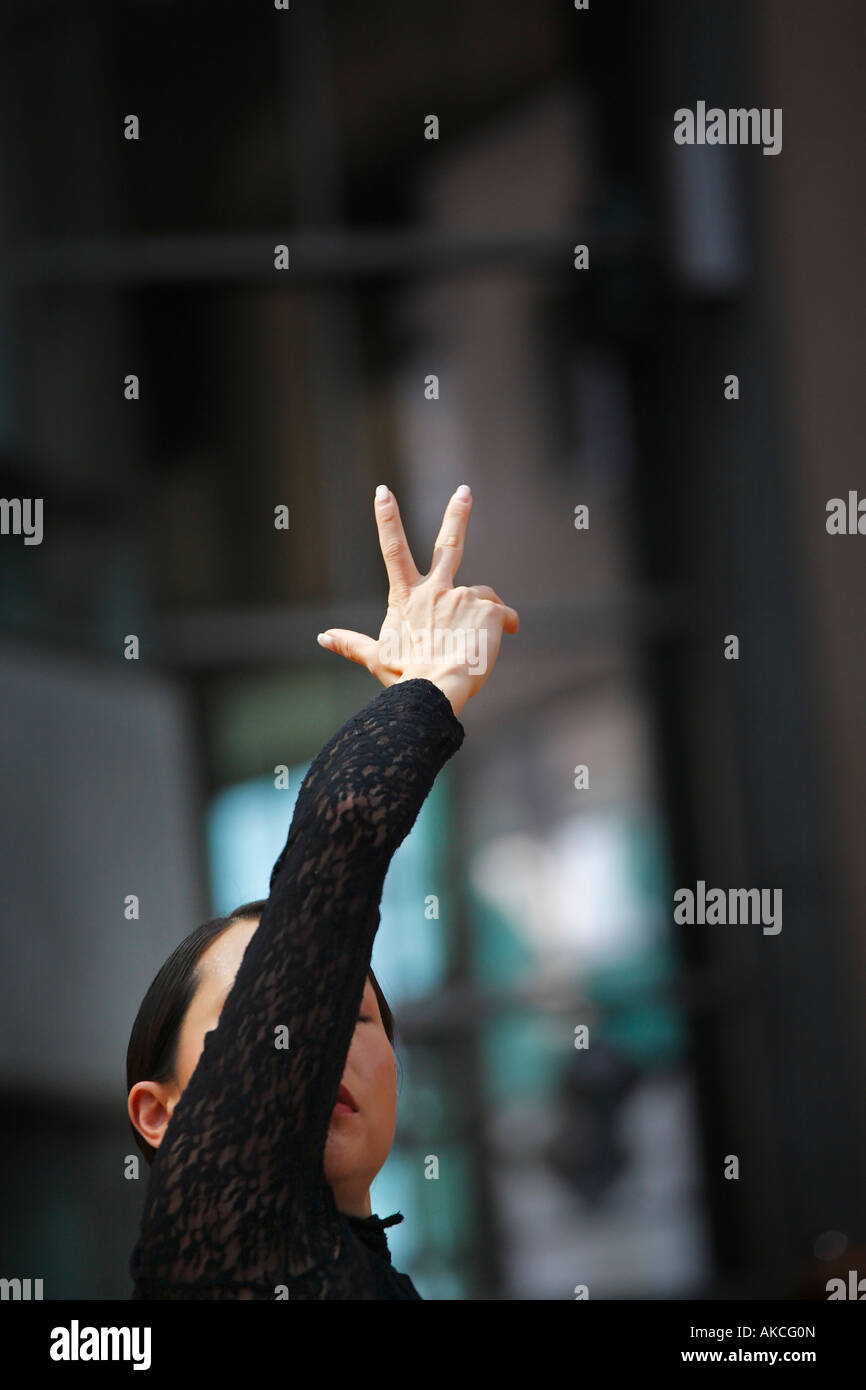 Dancer hand gesture move hi-res stock photography and images - Alamy