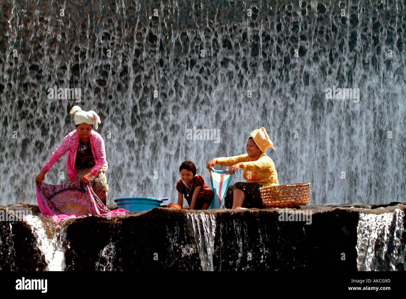Family washing Stock Photo - Alamy