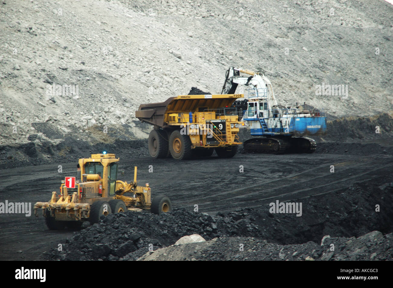 Dump truck digger grader dirt road Central Queensland open cut coal ...