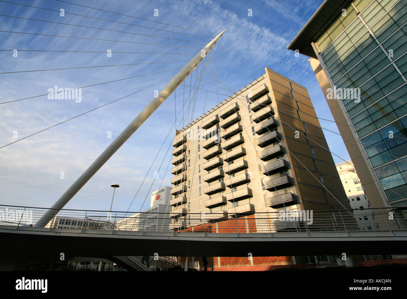 Salford doctor santiago calatrava trinity footbridge chapel wharf hi ...