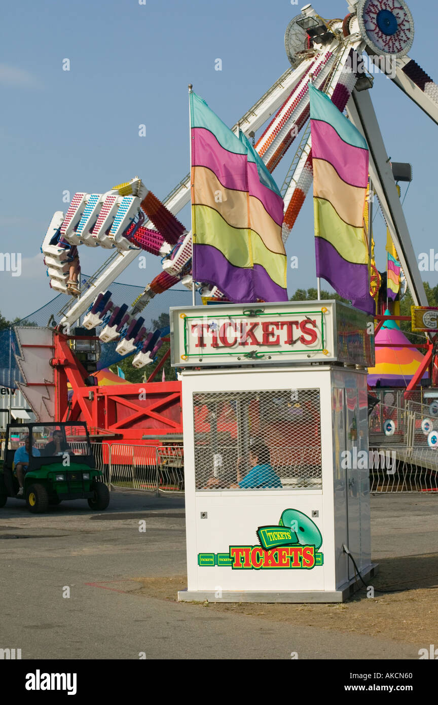 rides at the fair 2 Stock Photo - Alamy