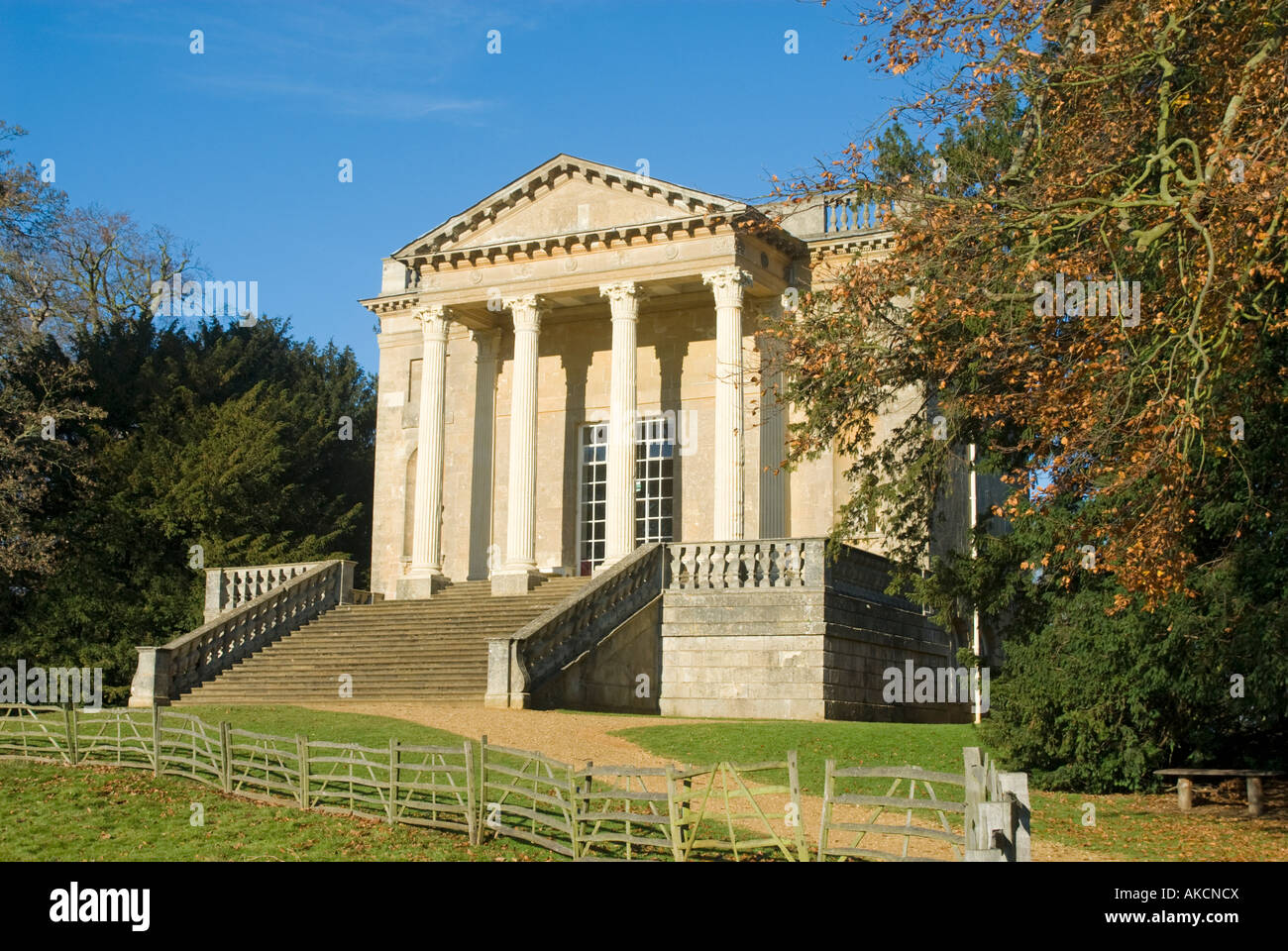 Queen's Temple, Stowe Landscape Gardens, Buckinghamshire, England Stock ...