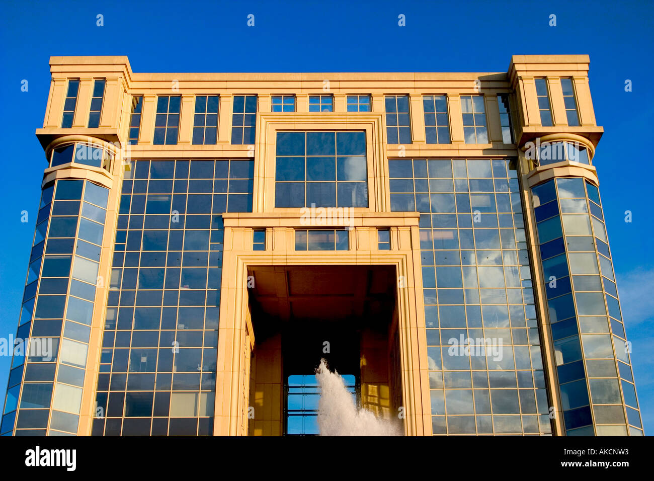 montpellier building south of france Stock Photo - Alamy