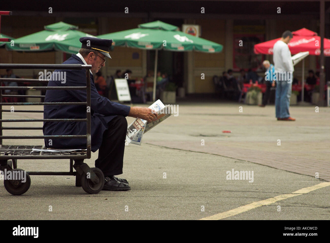 Belgrade station porter Stock Photo - Alamy