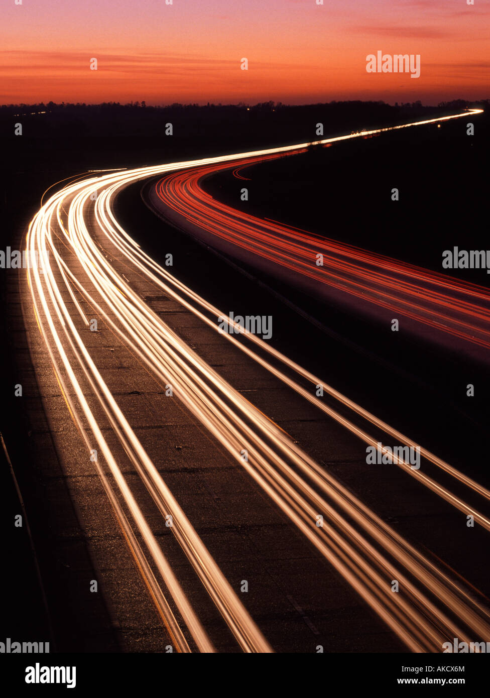 Dual three lane carriageway hi-res stock photography and images - Alamy