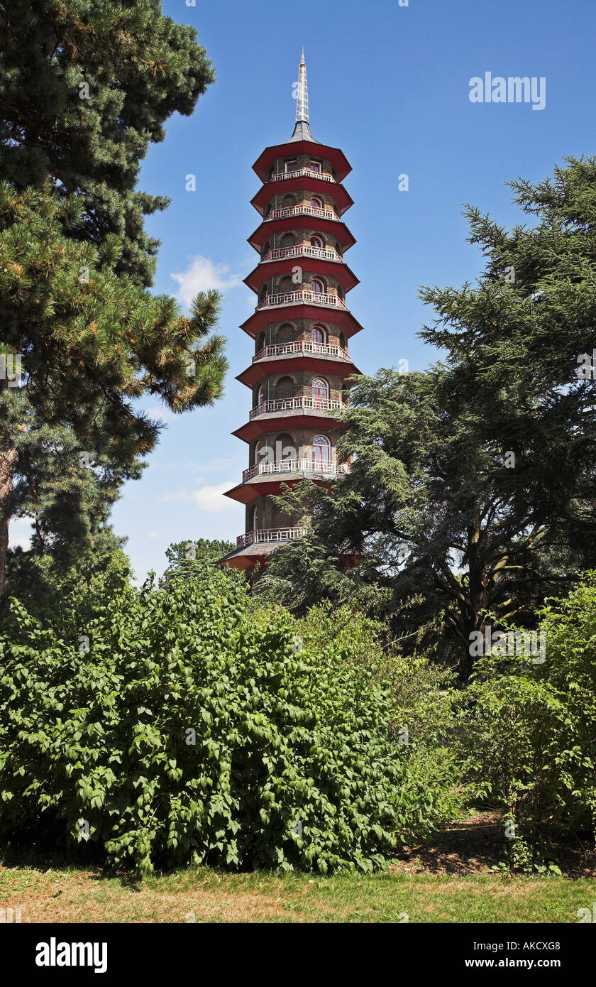 The Great Pagoda at Kew Gardens London Stock Photo - Alamy