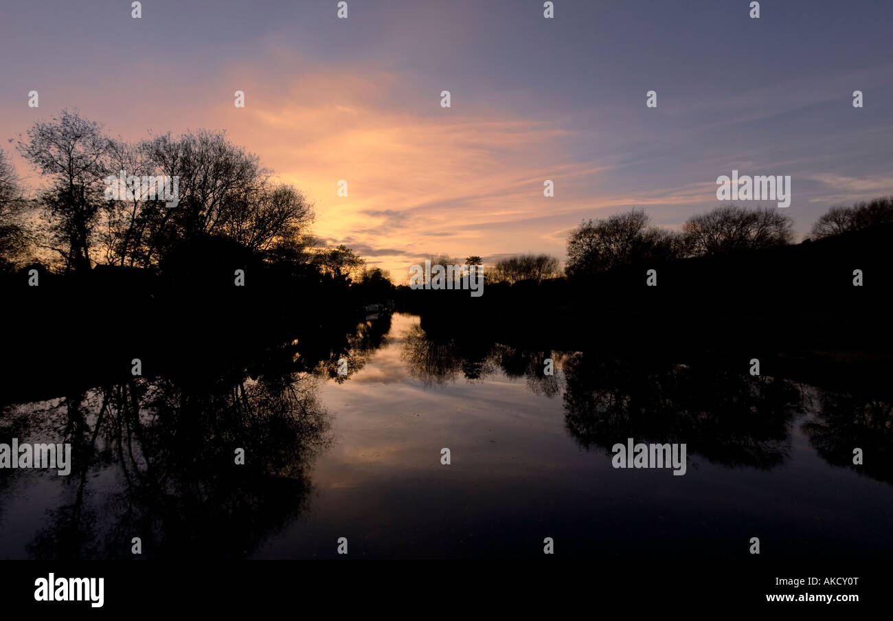 river avon welford upon avon warwickshire england uk Stock Photo - Alamy