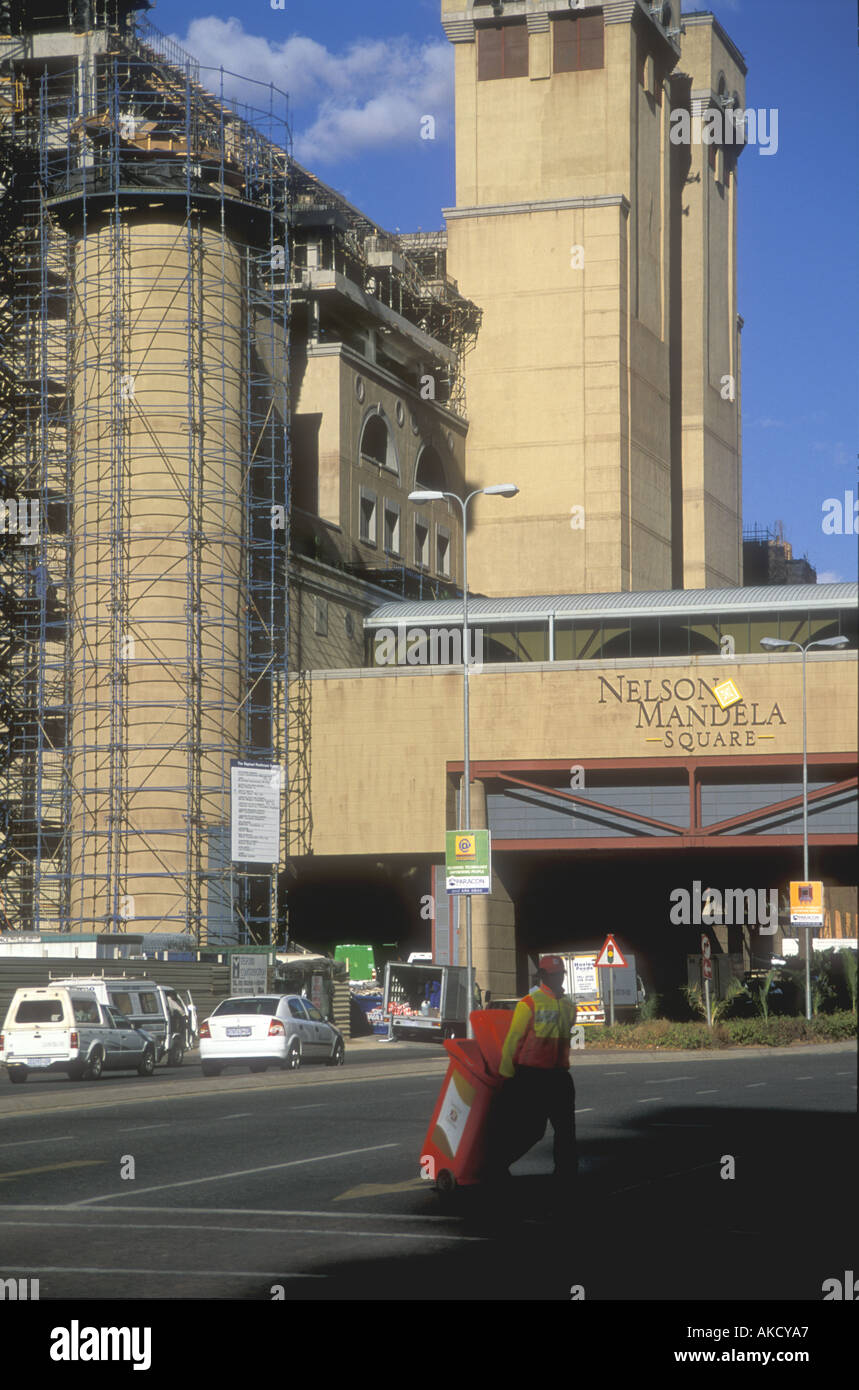 South africa litter johannesburg hi-res stock photography and images ...