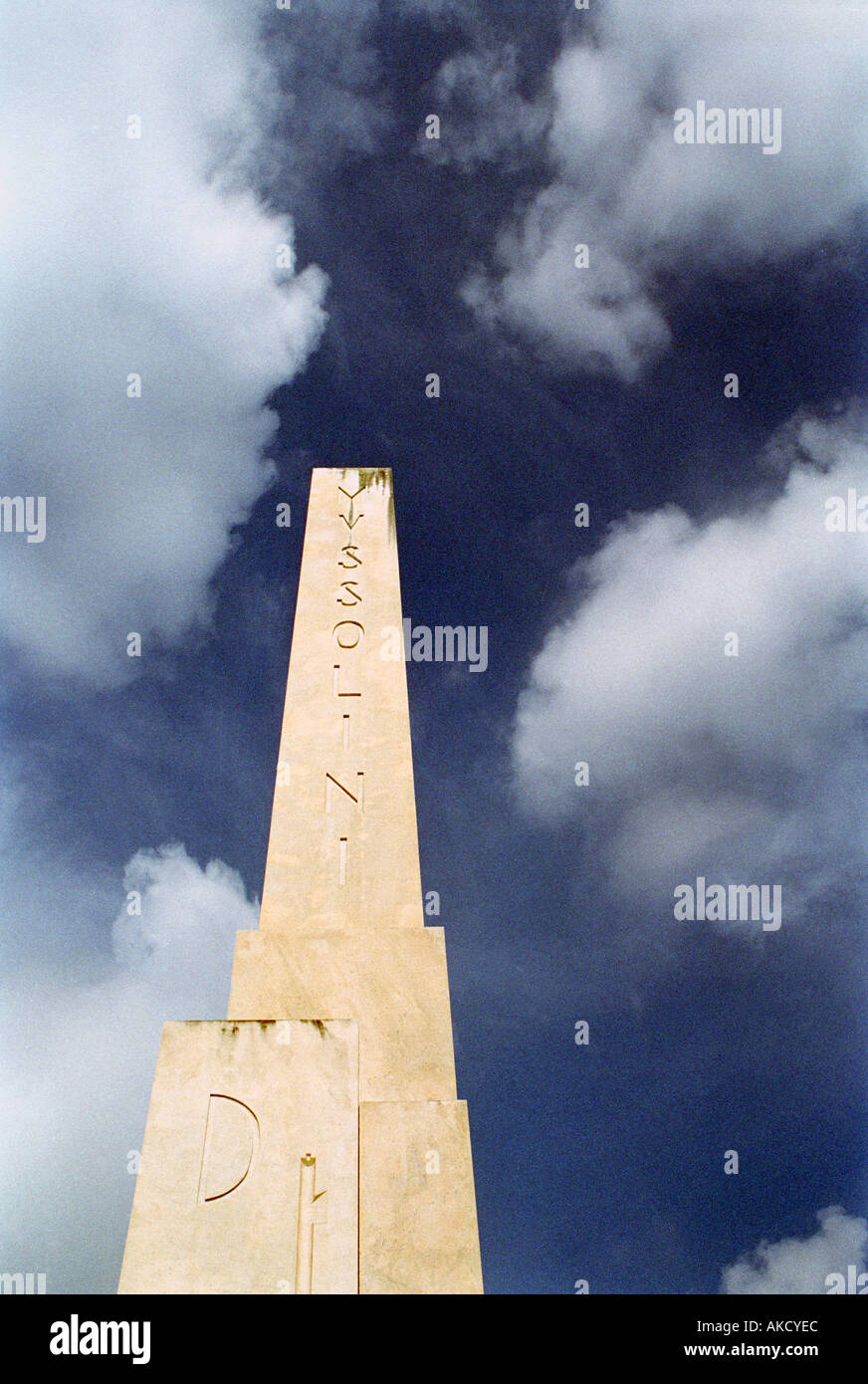 Mussolini obelisk foro italico rome hi-res stock photography and images ...