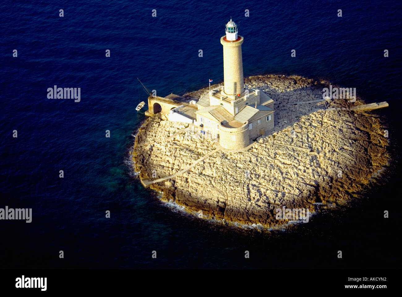 Islet landform hi-res stock photography and images - Alamy