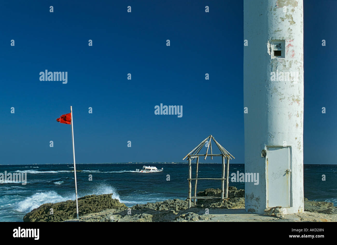 Punta cancun lighthouse hi-res stock photography and images - Alamy