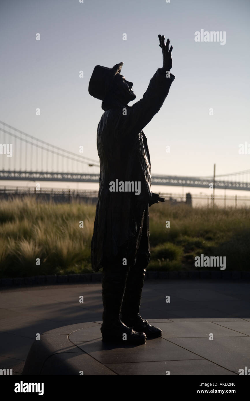 Gold statures hi-res stock photography and images - Alamy