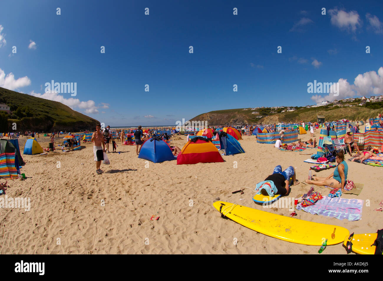 Pop up sun tents hi-res stock photography and images - Alamy