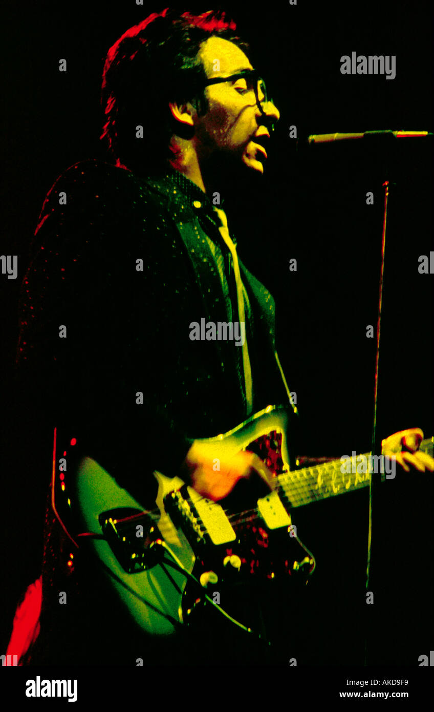 Elvis costello 1978 hi-res stock photography and images - Alamy