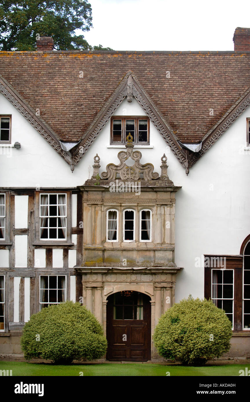 Jacobean estate hi-res stock photography and images - Alamy