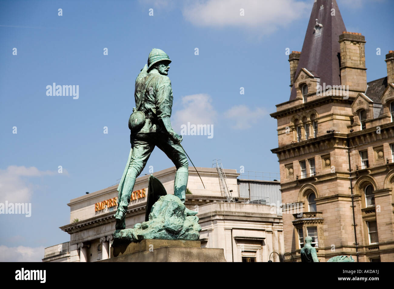 Statue in front of St George's Hall in Liverpool England Stock Photo ...