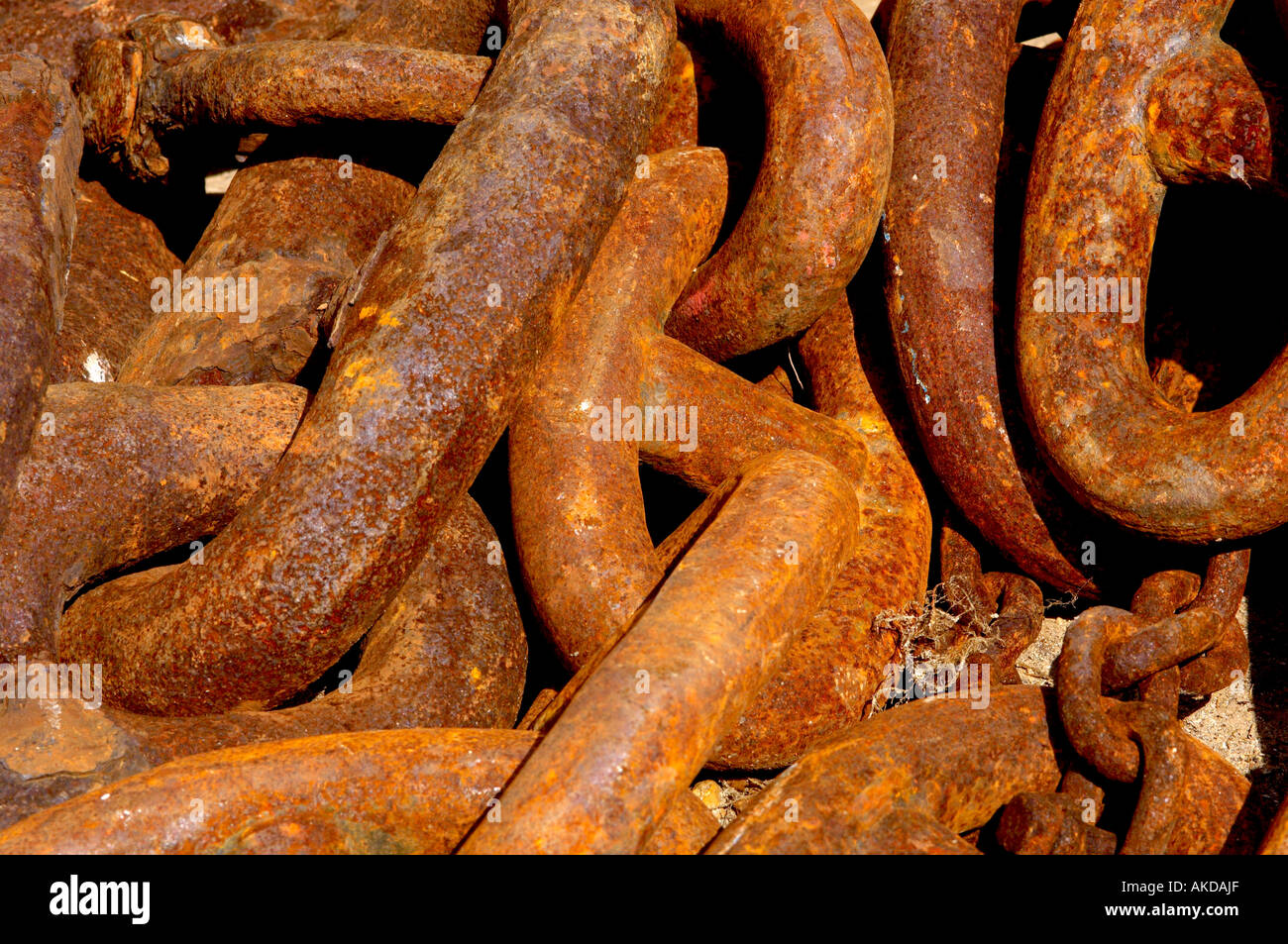 Rusty old chain Stock Photo - Alamy