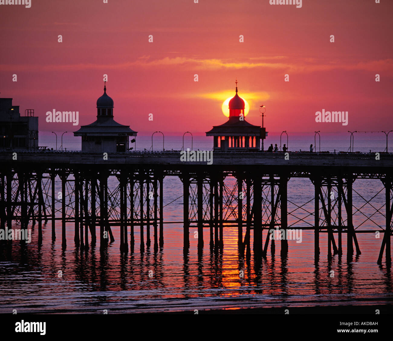 GB LANCASHIRE BLACKPOOL THE NORTH PIER Stock Photo - Alamy