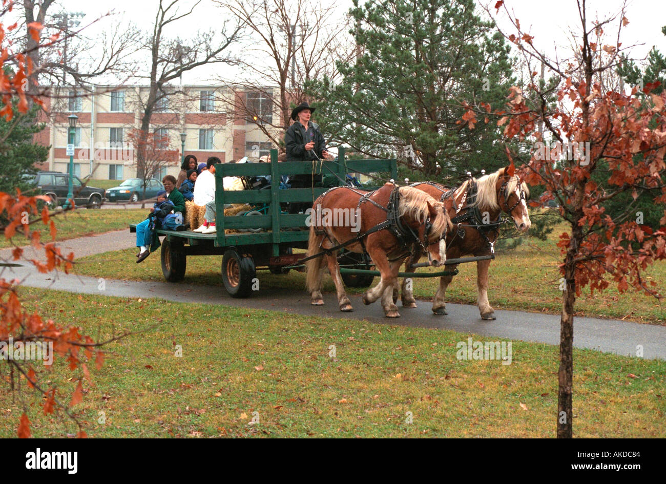 Hayride wagon hi-res stock photography and images - Alamy