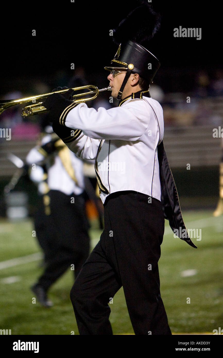 Marching band formation hi-res stock photography and images - Alamy