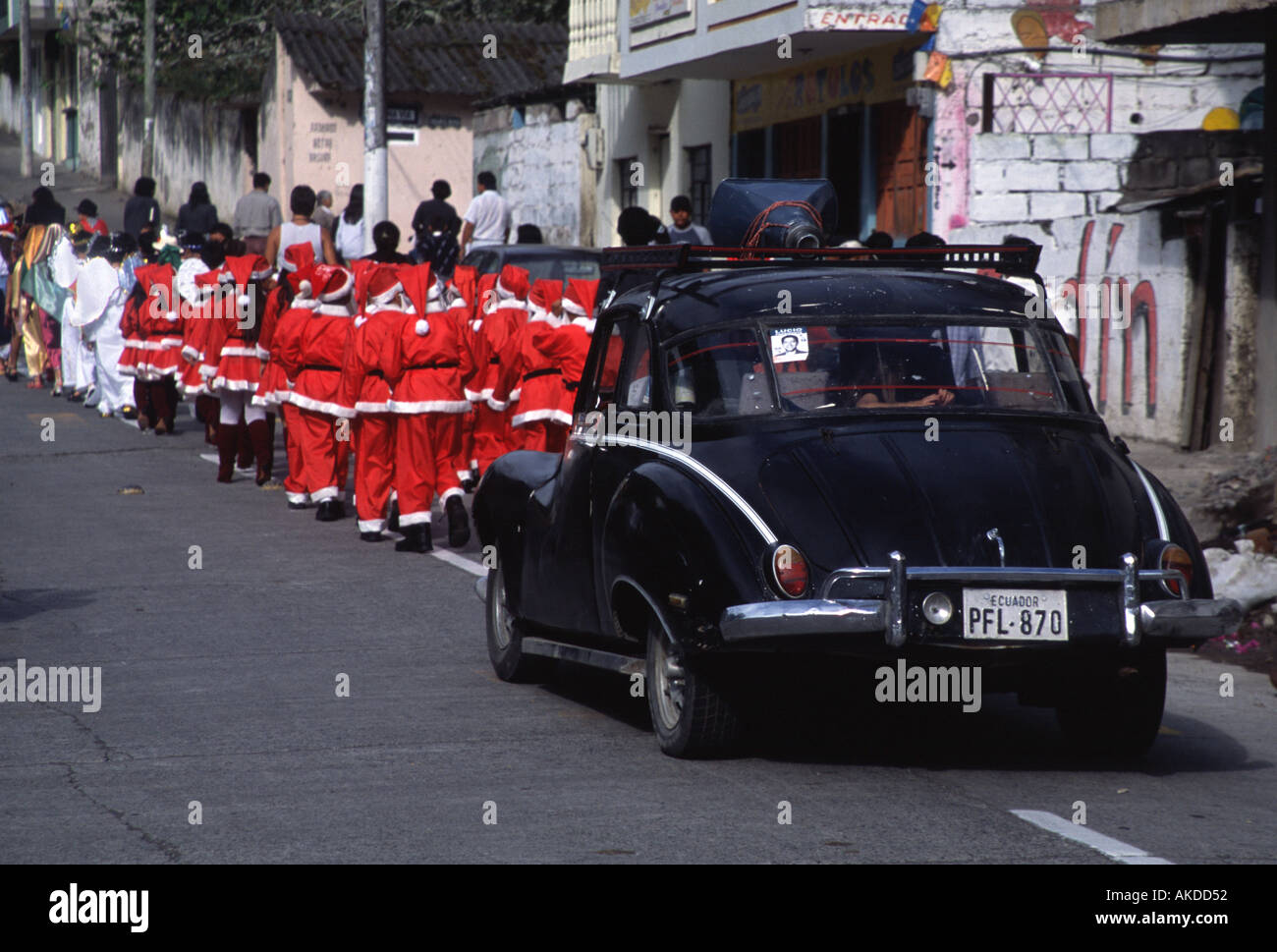 Ecuador christmas parade hi-res stock photography and images - Alamy