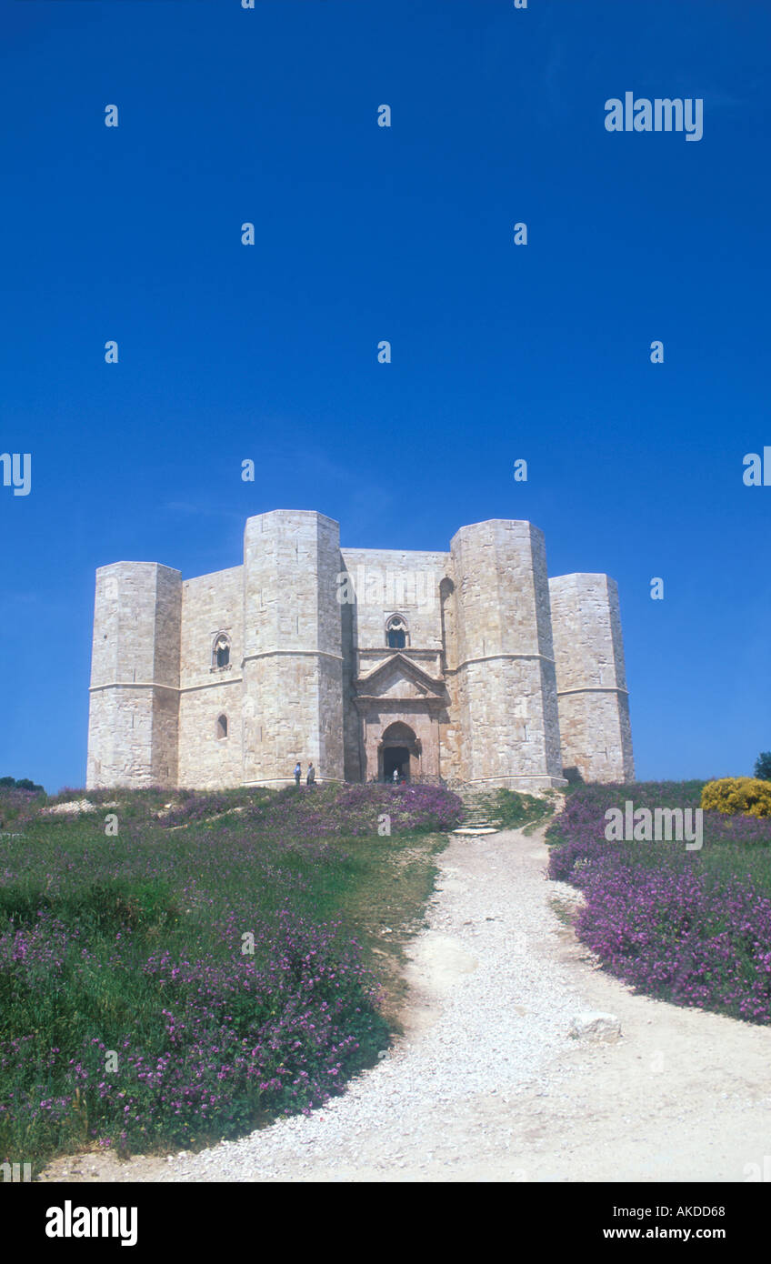 Castel del Monte Apulia Southern Italy Europe Stock Photo - Alamy
