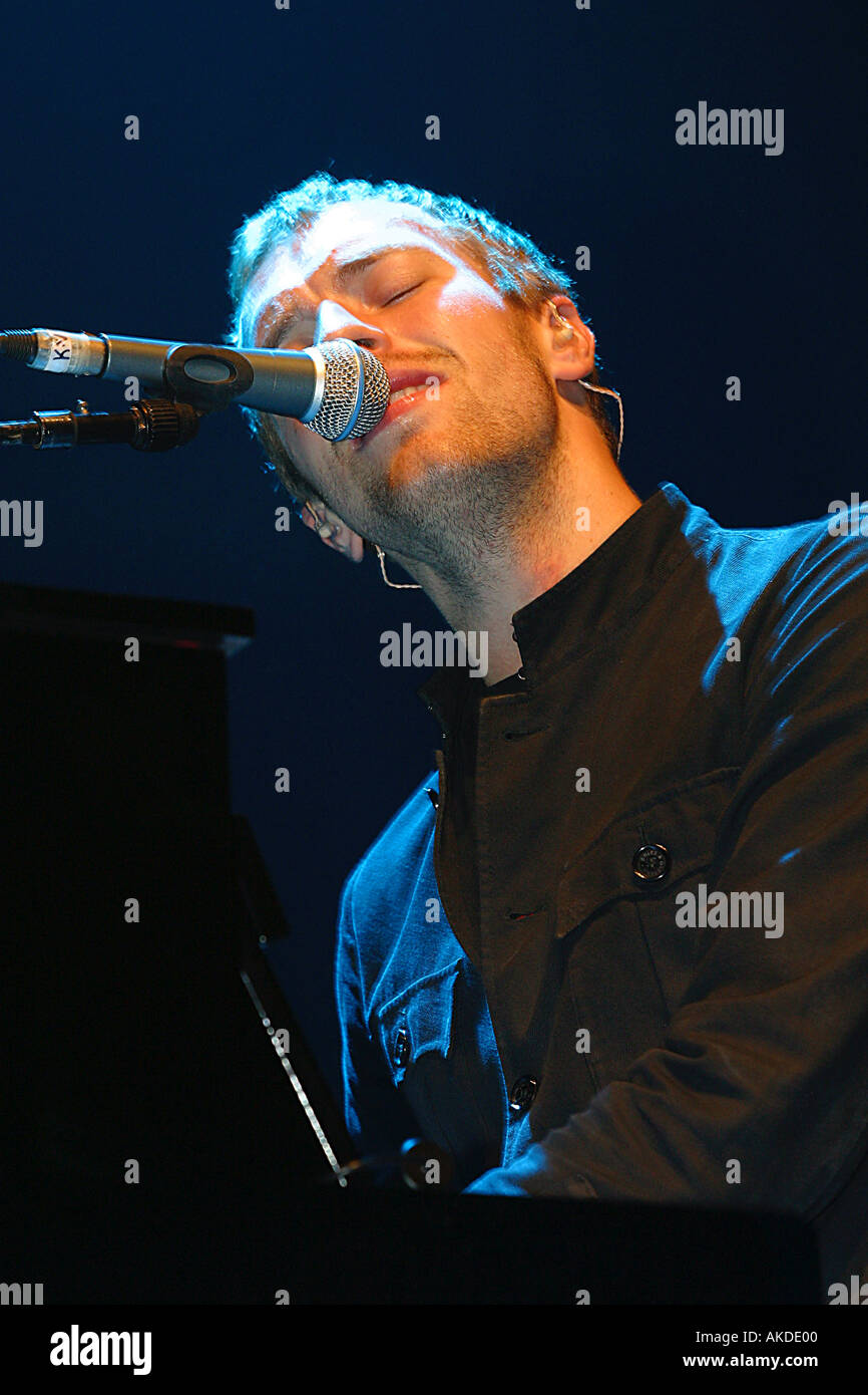 Coldplay portrait hi-res stock photography and images - Alamy