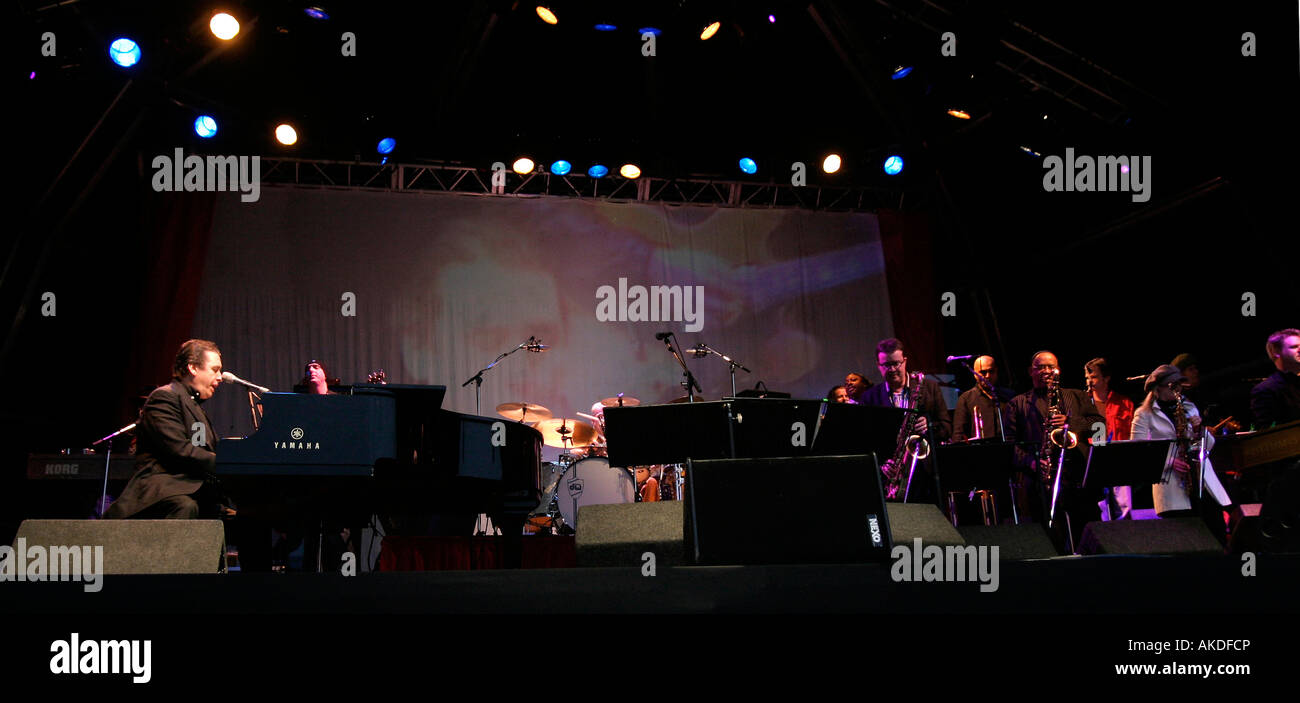 Jools Holland Rhythm and Blues Band at Belvoir castle Carte D Or Proms ...
