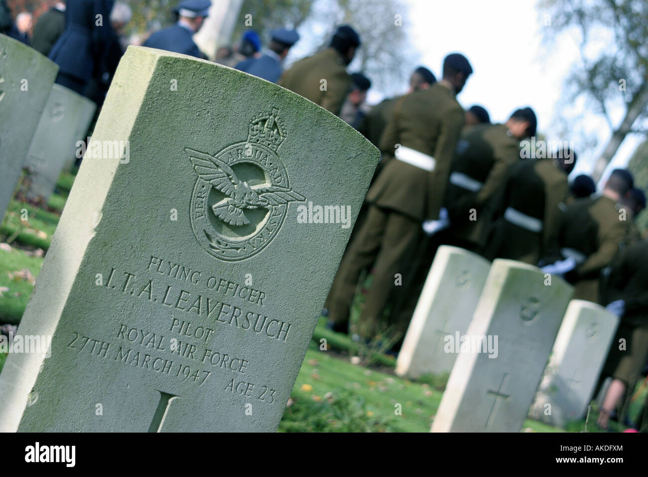remembrance sunday memorial service Stock Photo - Alamy