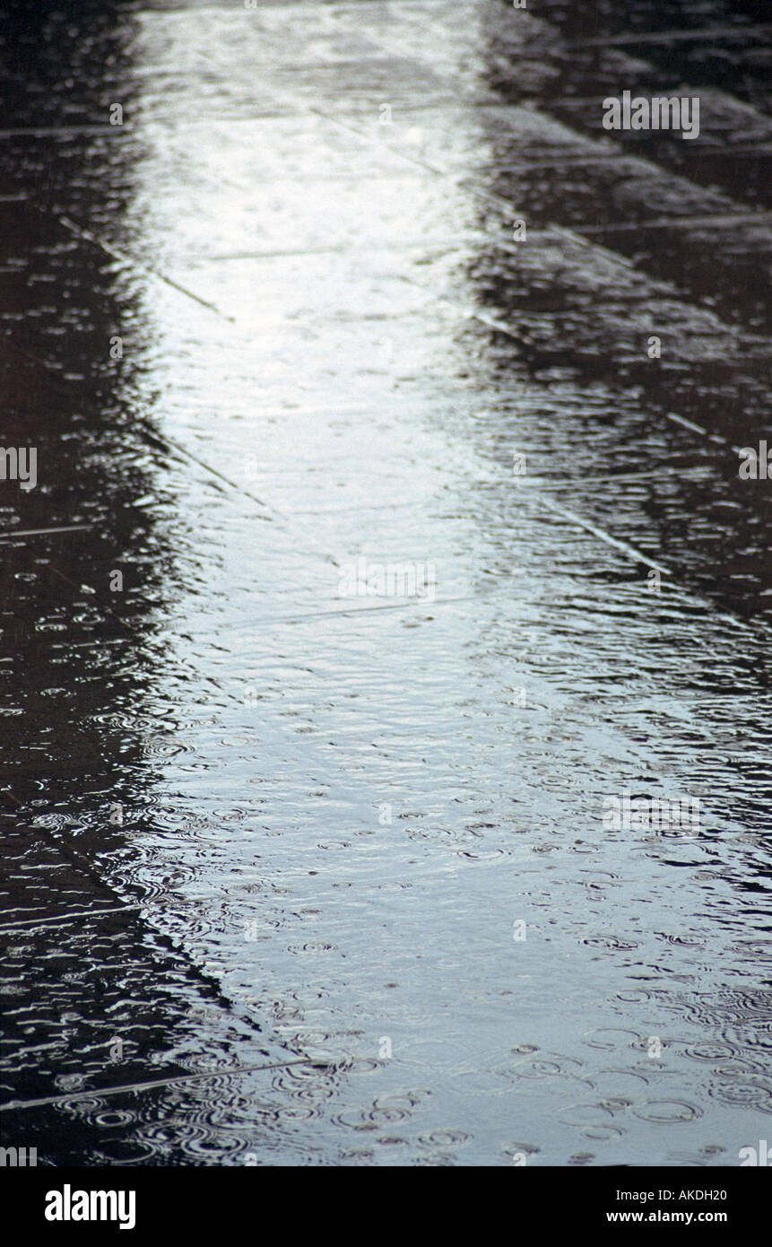 detail of rain falling on square Stock Photo - Alamy