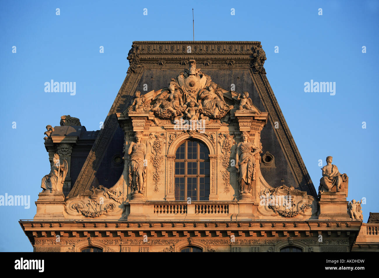 Le louvre palace hi-res stock photography and images - Alamy