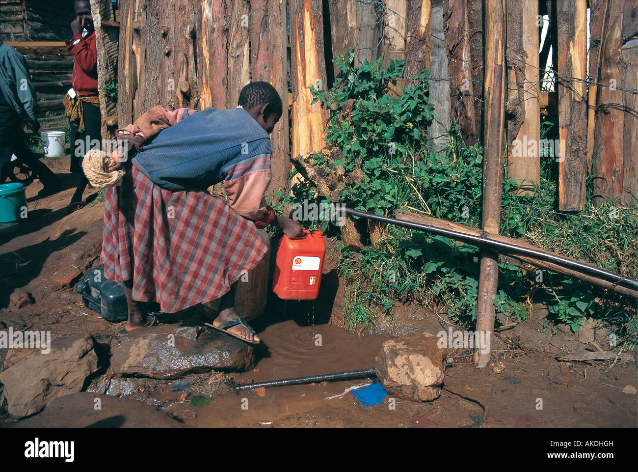 Water standpipe queue hi-res stock photography and images - Alamy