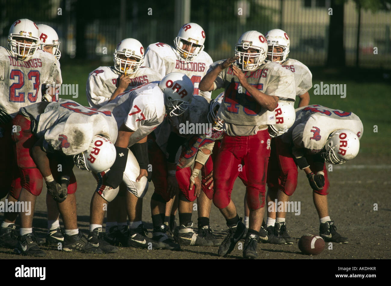 High school football team practice hi-res stock photography and images ...