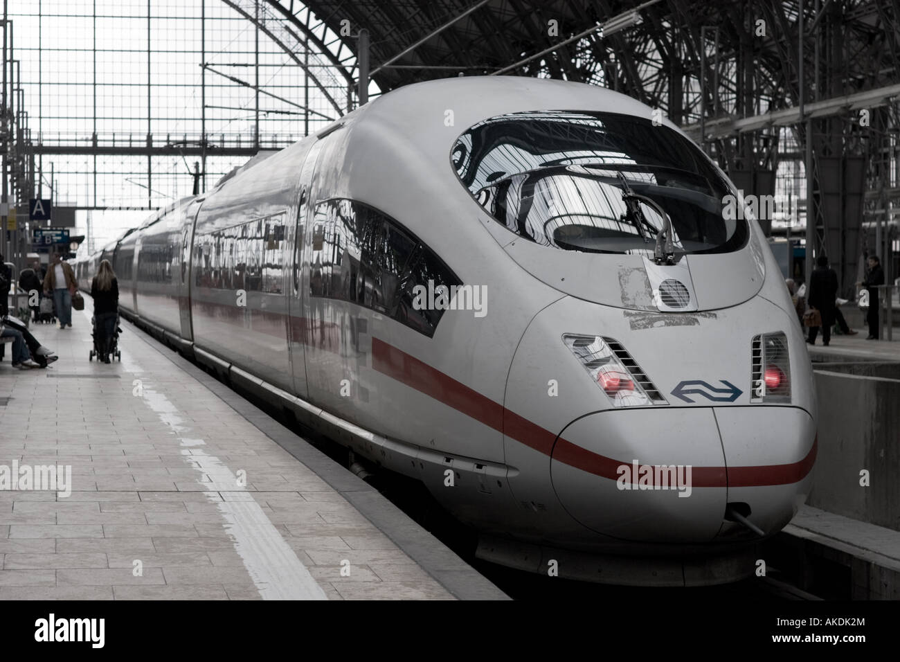 ICE high speed train in Frankfurt's Central Station Stock Photo - Alamy
