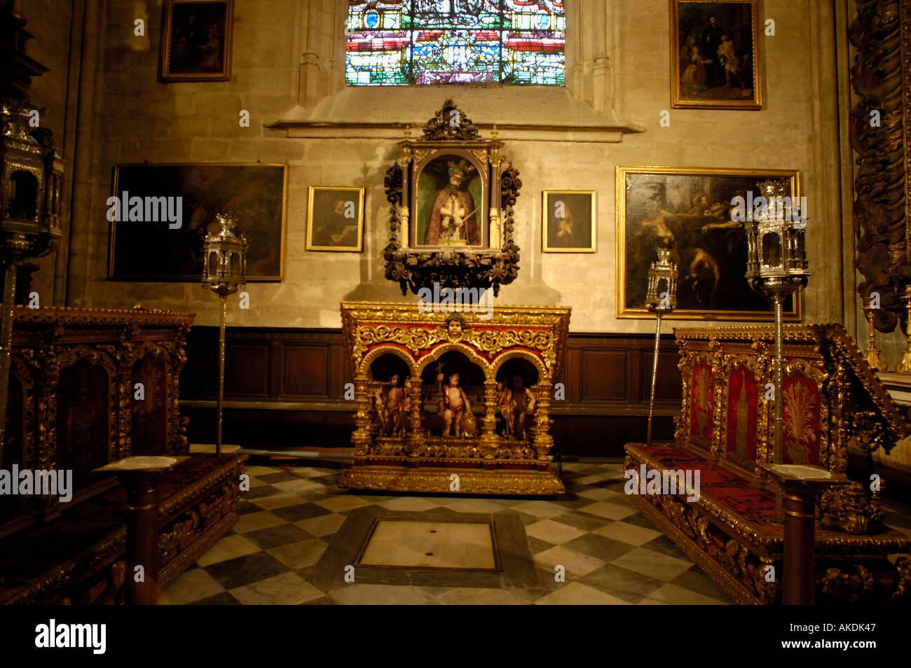 Spain Andalusia Seville Cathedral Inside A Chapel Stock Photo - Alamy