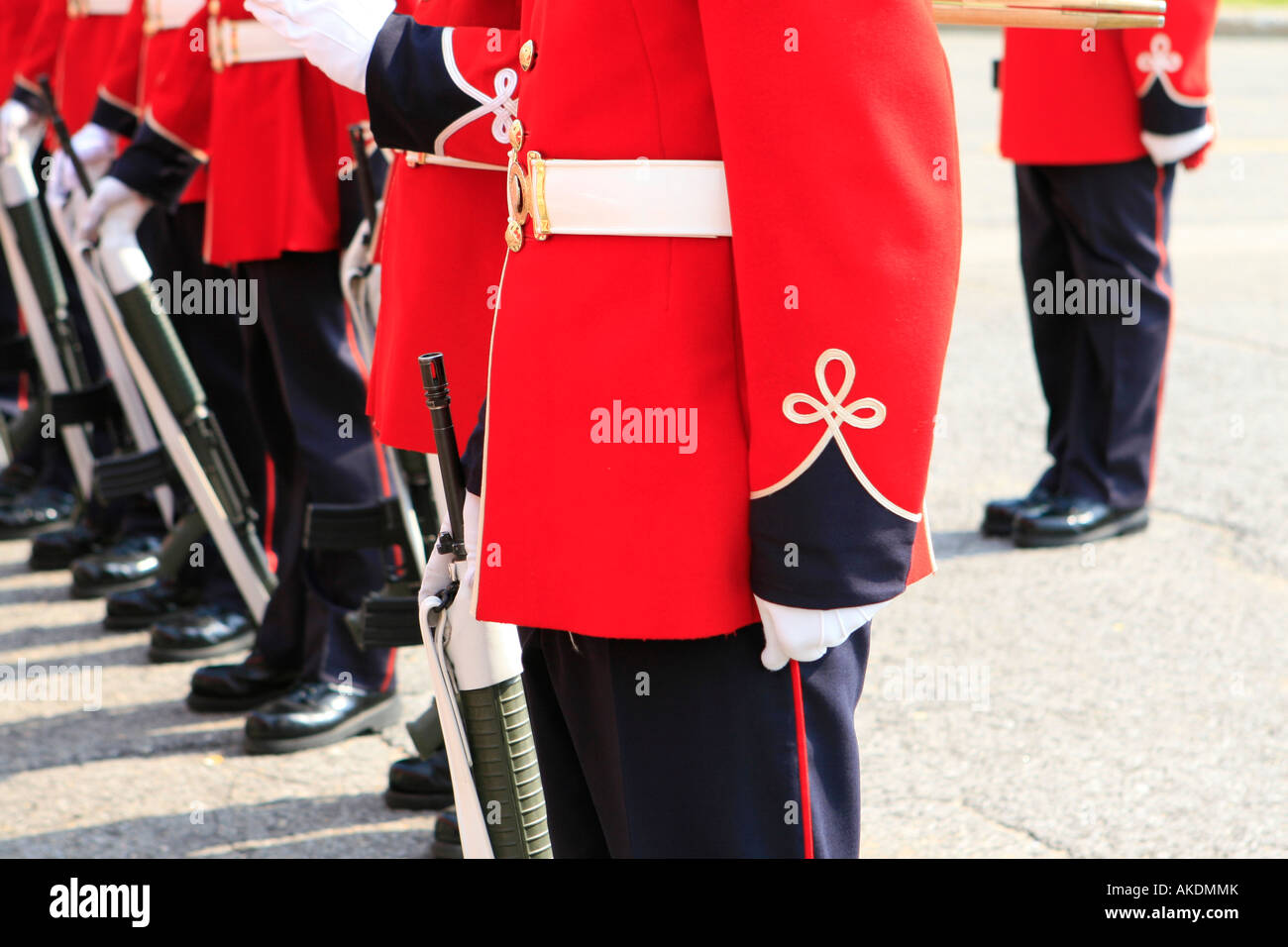 The Royal 22e Regiment marches into the Citadelle of Quebec on the ...