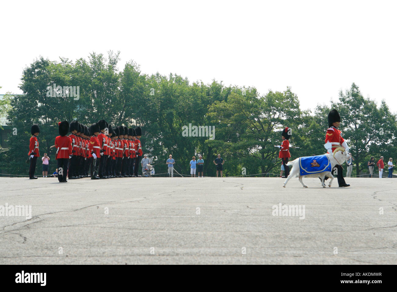 The Royal 22e Regiment marches into the Citadelle of Quebec on the ...