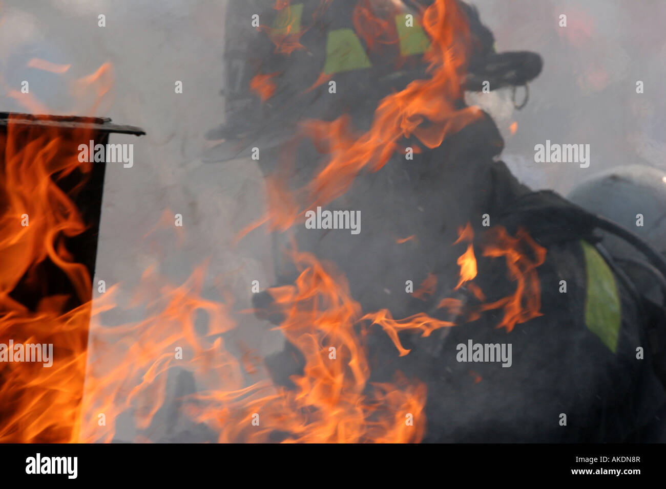 Spraying water everywhere hi-res stock photography and images - Alamy