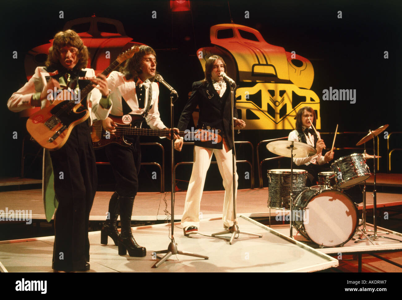 Mud group band pop hi-res stock photography and images - Alamy