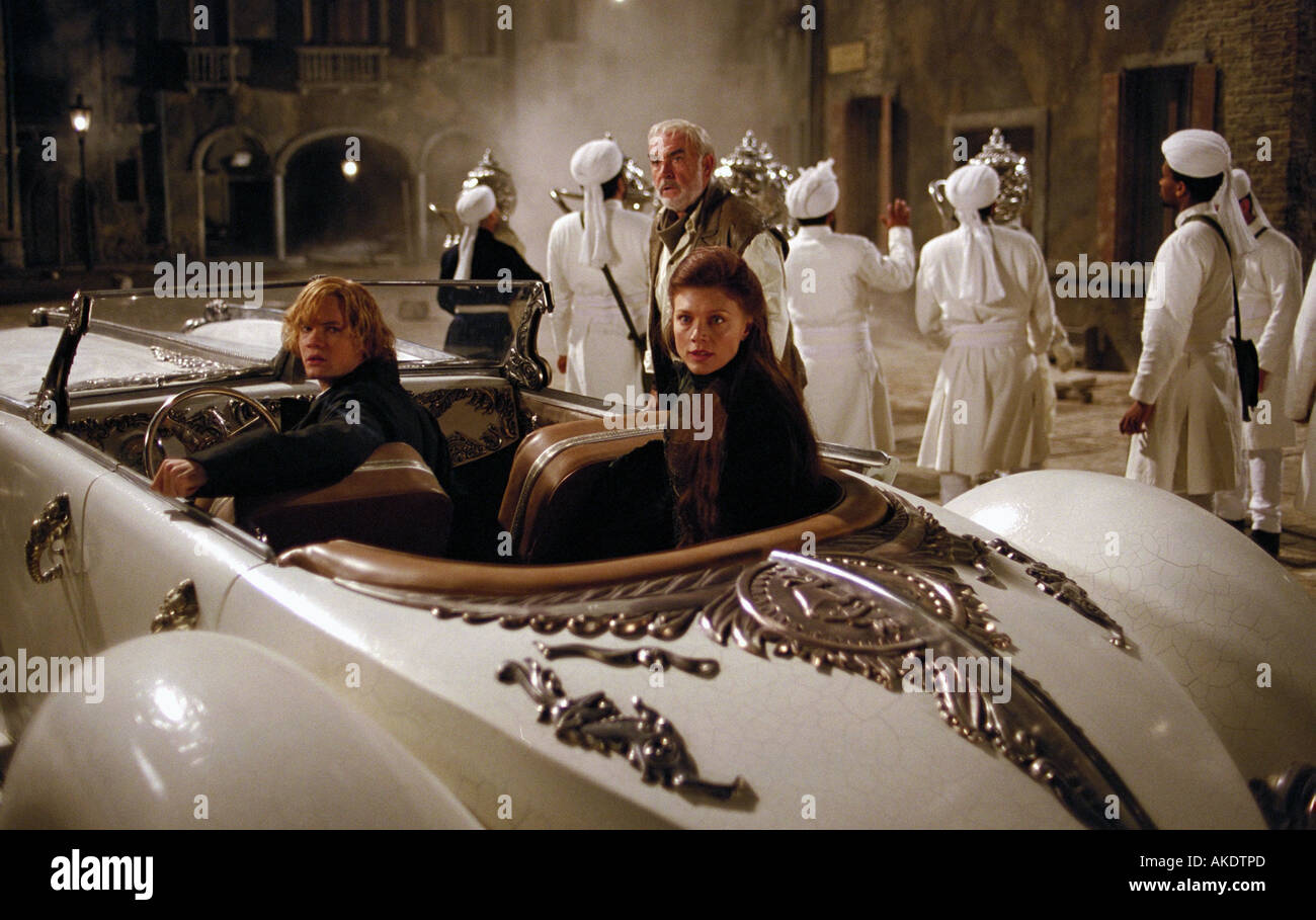 LEAGUE OF EXTRAORDINARY GENTLEMEN 2003 TCF film with from left Shane ...