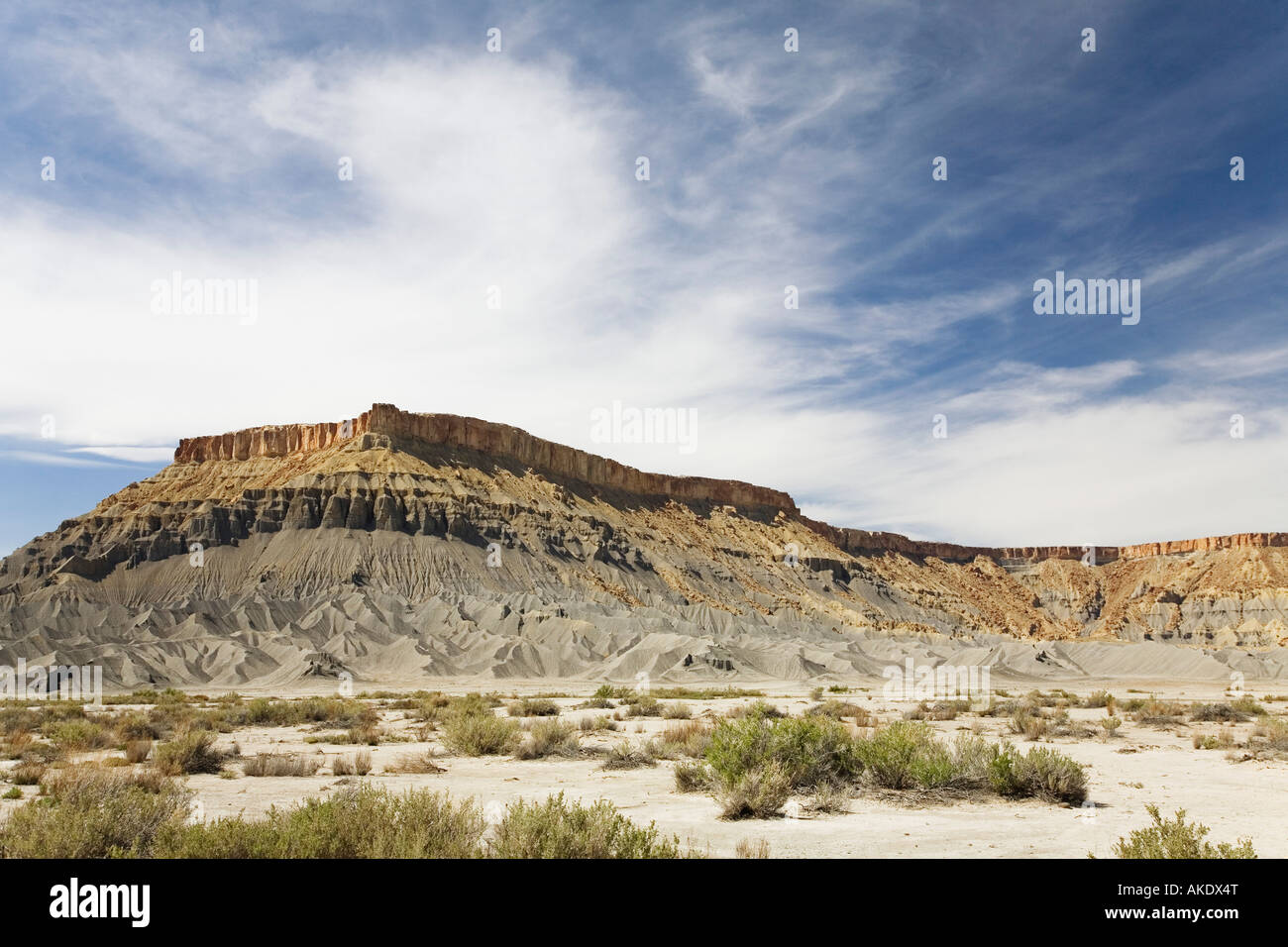Barren desert landscape Stock Photo - Alamy