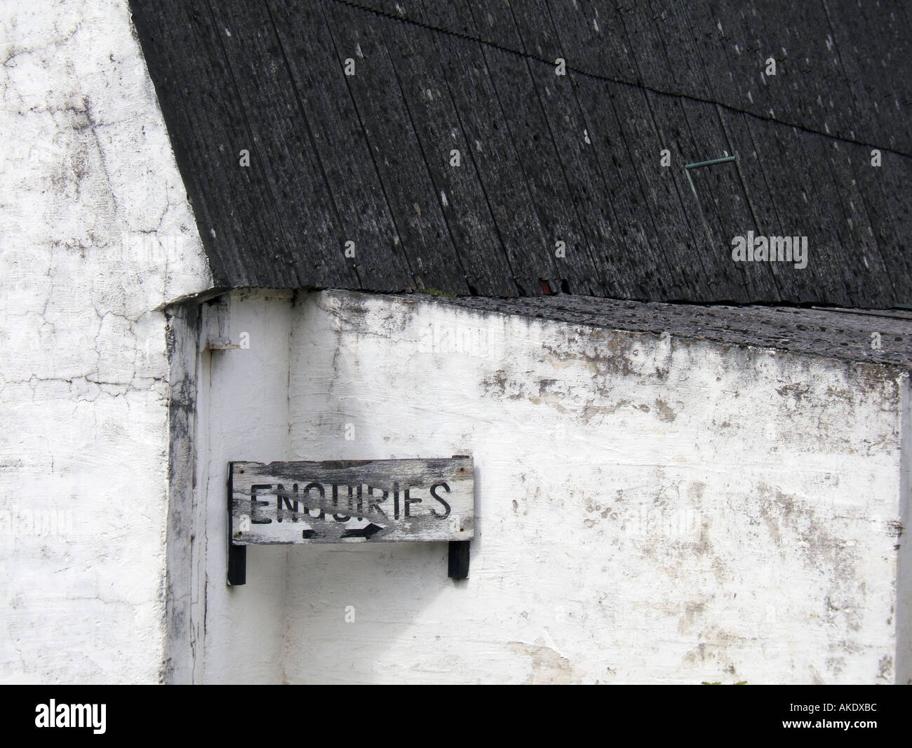 Customer enquiries hi-res stock photography and images - Alamy