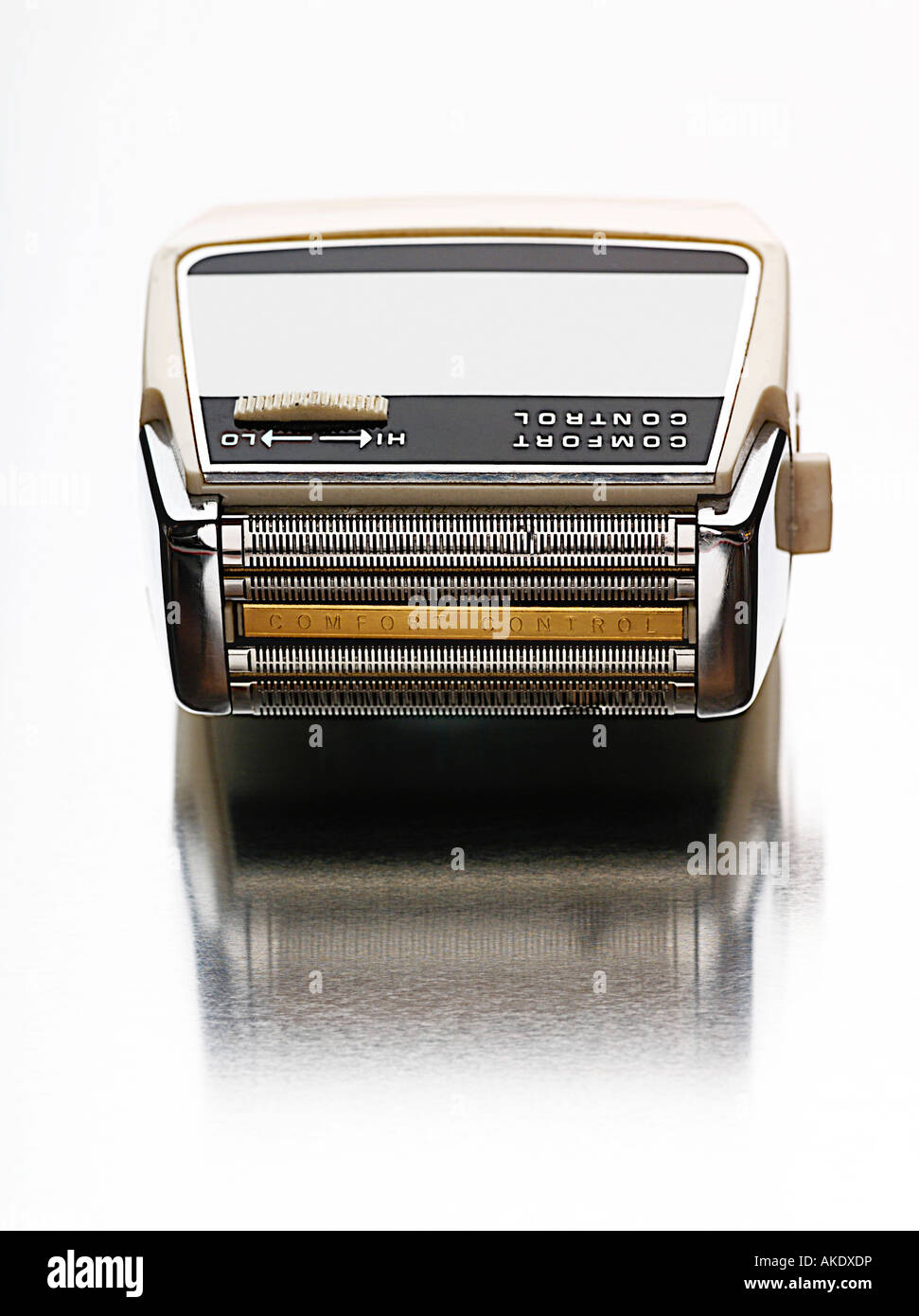 Old electric shaver hi-res stock photography and images - Alamy