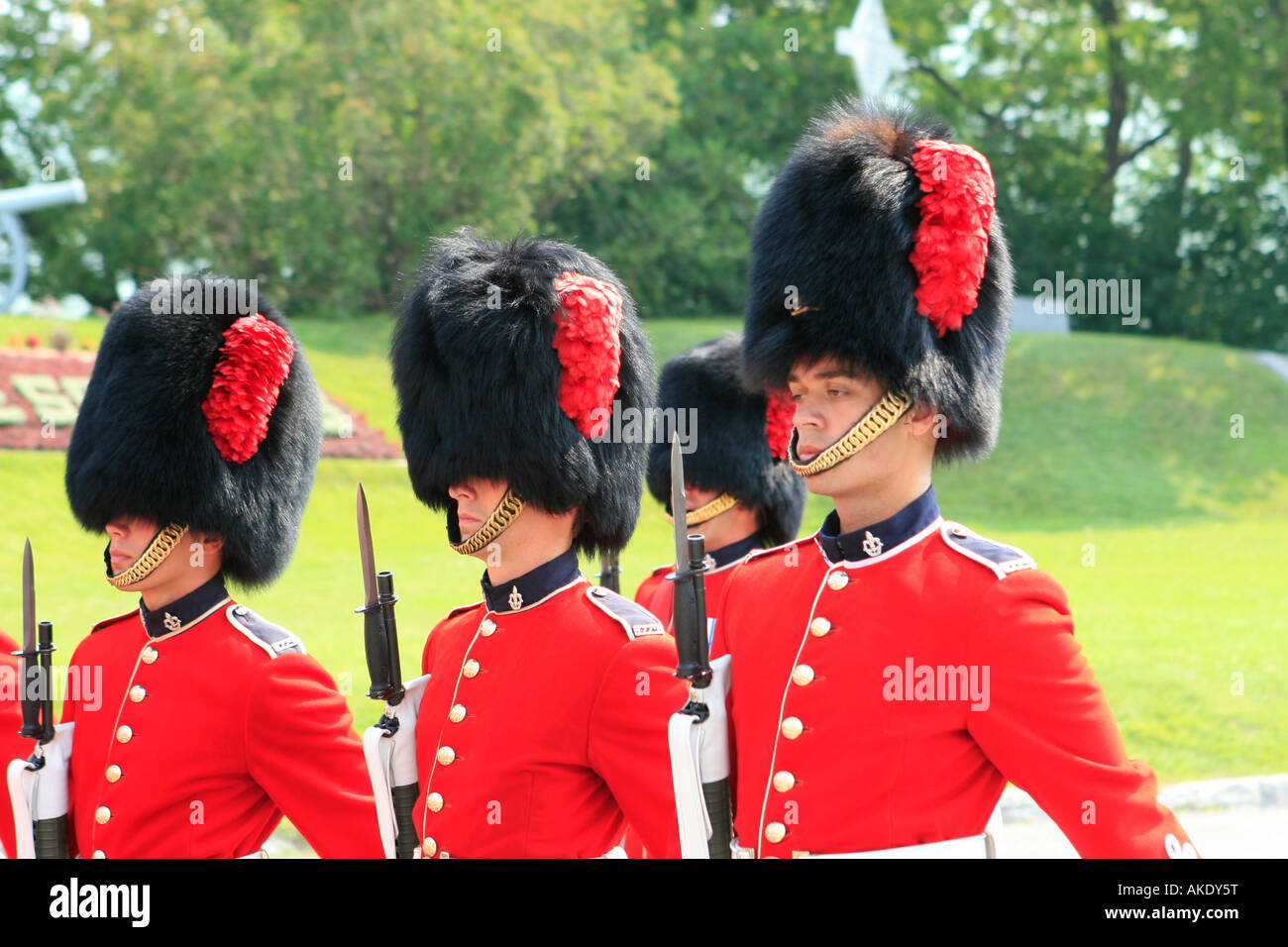 The Royal 22e Regiment marches into the Citadelle of Quebec on the ...