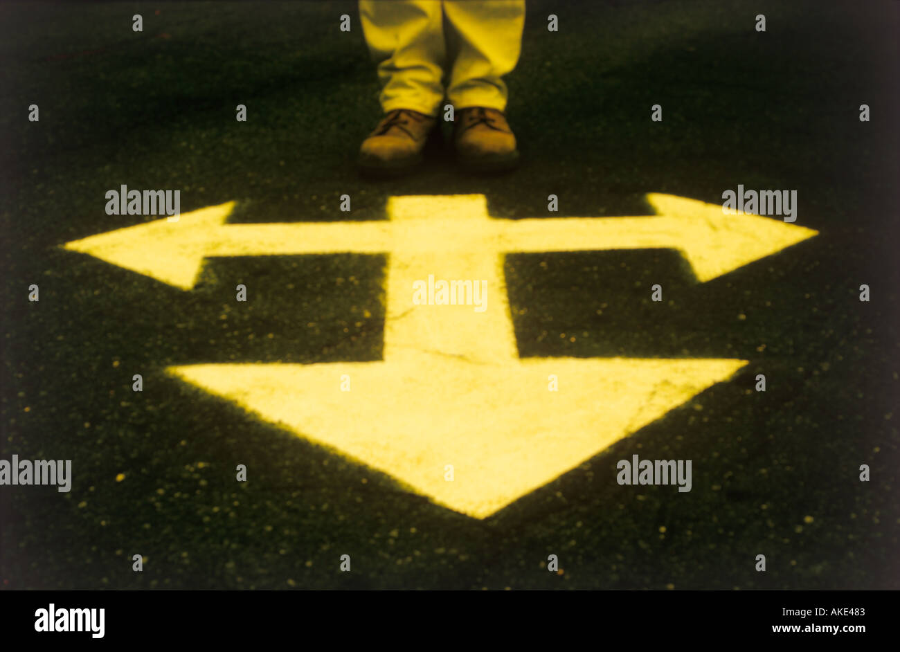 Confusion arrows feet hi-res stock photography and images - Alamy