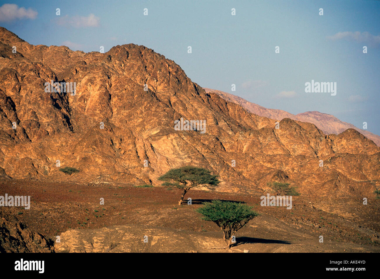 UAE, Fujairah, Dibba, Hajar Gebirge westlich von Dibba Stock Photo - Alamy